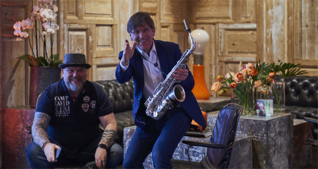 Presseberichte über Event-Saxophonist Michael Hornstein aus München